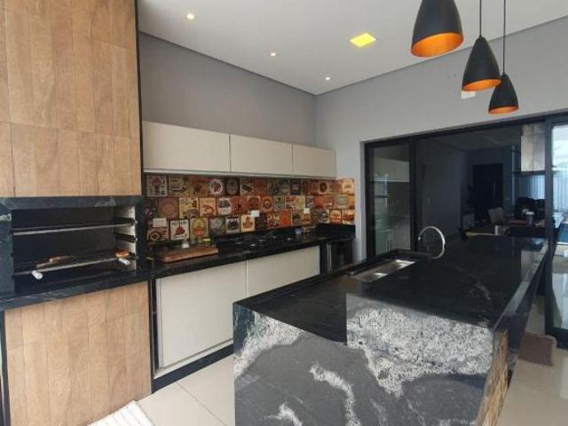 Casa com 3 dormitórios à venda, 179 m² por R$ 1.350.000,00 Bella Vitta Caçapava/SP