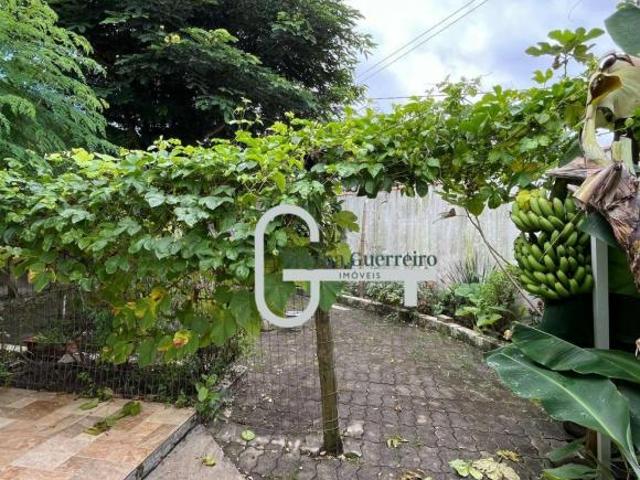 Casa com 3 dormitórios à venda, 179 m² por R$ 690.000,00 Jardim Imperador Peruíbe/SP