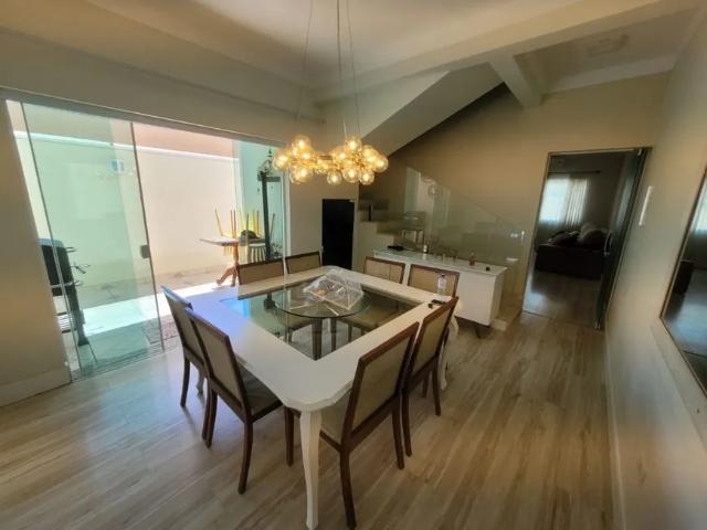 Casa com 3 dormitórios à venda, 179 m² por R$ 690.000,00 Jardim Santa Marta Salto/SP