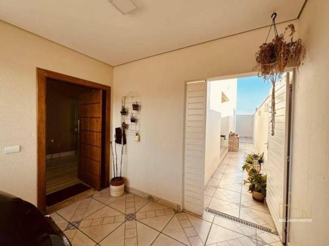 Casa com 3 dormitórios à venda, 179 m² por R$ 750.000,00 Jardim Santa Marta III Salto/SP