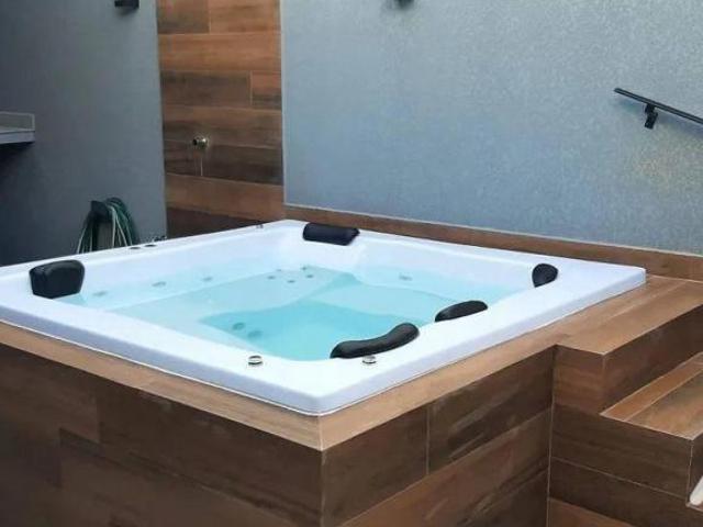 Casa com 3 dormitórios à venda, 170 m² por R$ 1.400.000,00 Além Linha Sorocaba/SP