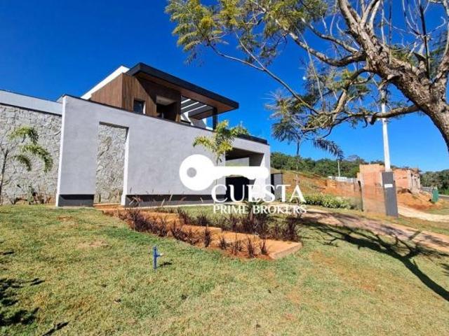 Casa com 3 dormitórios à venda, 170 m² por R$ 1.800.000,00 Condomínio Ninho Verde II Pardinho/SP