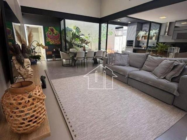 Casa com 3 dormitórios à venda, 170 m² por R$ 1.800.000,00 Urbanova São José dos Campos/SP