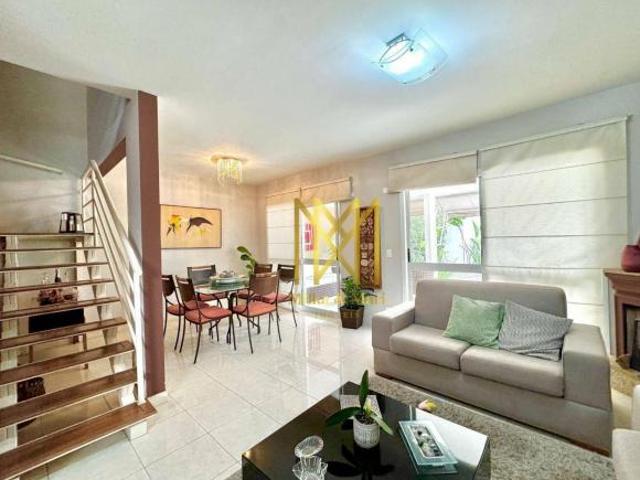 Casa com 3 dormitórios à venda, 170 m² por R$ 1.900.000,00 Tamboré Santana de Parnaíba/SP