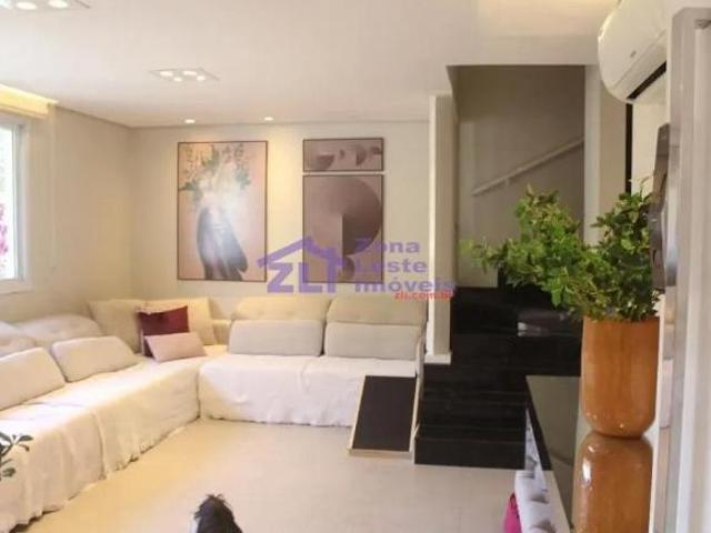 Casa com 3 dormitórios à venda, 170 m² por R$ 2.100.000,00 Vila Carrão São Paulo/SP
