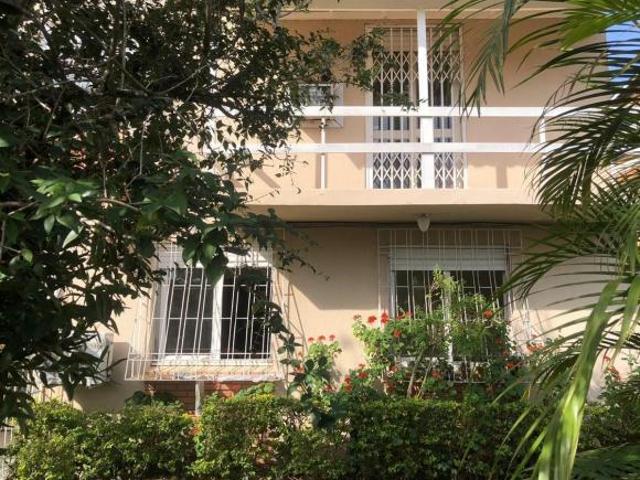 Casa com 3 dormitórios à venda, 170 m² por R$ 550.000,00 Cristal Porto Alegr