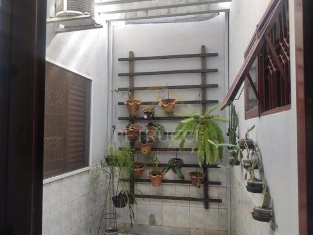 Casa com 3 dormitórios à venda, 170 m² por R$ 585.000,00 Vila Santana Sumaré/SP
