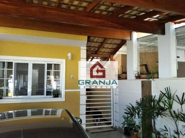 Casa com 3 dormitórios à venda, 170 m² por R$ 745.000,00 Granja Viana Cotia/SP