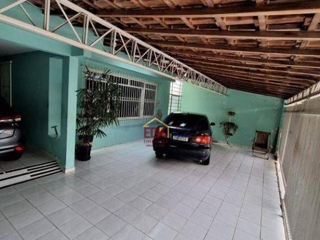 Casa com 3 dormitórios à venda, 170 m² por R$ 745.000 Jardim Uirá São José dos Campos/SP