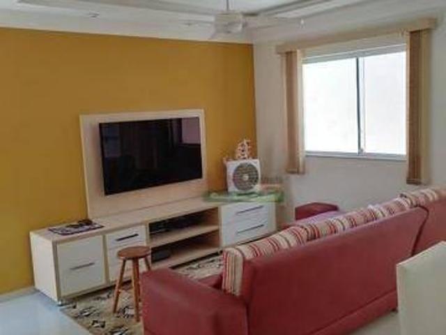 Casa com 3 dormitórios à venda, 170 m² por R$ 800.000,00 Centro Taubaté/SP