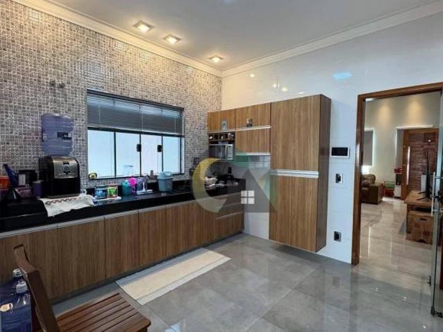 Casa com 3 dormitórios à venda, 170 m² por R$ 900.000,00 Industrial Barretos/SP