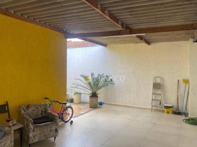 Casa com 3 dormitórios à venda, 170,68m² Vila Prosperidade Taubaté/SP