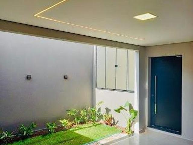 Casa com 3 dormitórios à venda, 172 m² por R$ 890.000,00 Jardim Nenê Gomes Uberaba/MG
