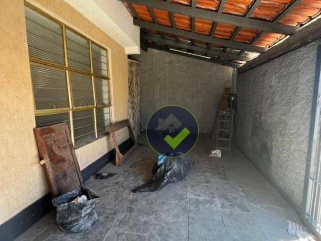 Casa com 3 dormitórios à venda, 173 m² por R$ 350.000 Conjunto Habitacional Júlio de Mesquita Filh