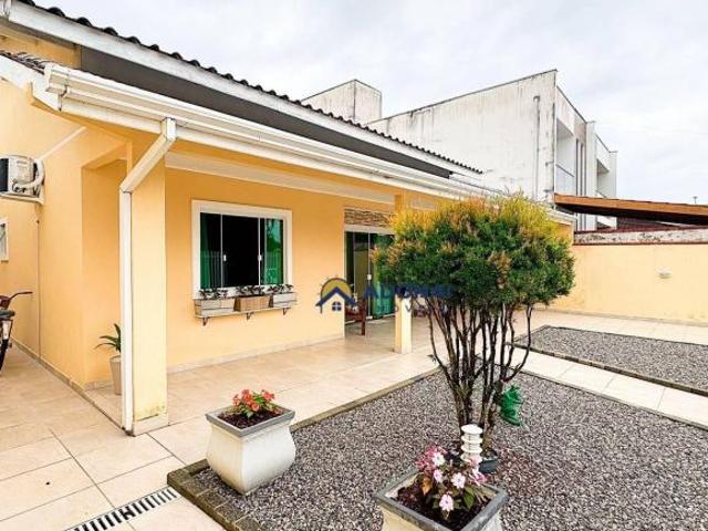 Casa com 3 dormitórios à venda, 173 m² por R$ 850.000,00 Cohapar Guaratuba/PR
