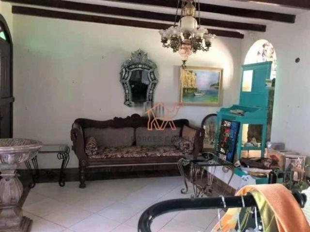 Casa com 3 dormitórios à venda, 184 m² por R$ 1.259.000 Santa Lúcia Belo Horizonte/MG