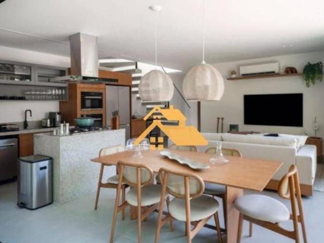 Casa com 3 dormitórios à venda, 185 m² por R$ 3.300.000,00 Praia de Maresias São Sebastião/SP