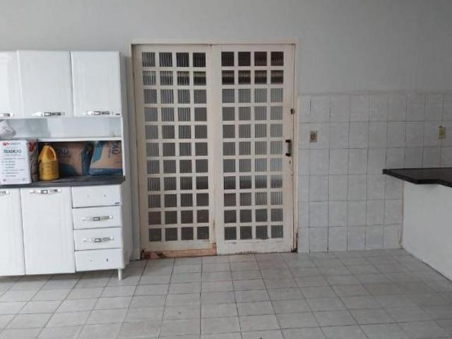 Casa com 3 dormitorios a venda, 186 m2 por R$ 295.000,00 Vila Industrial Aracatuba/SP