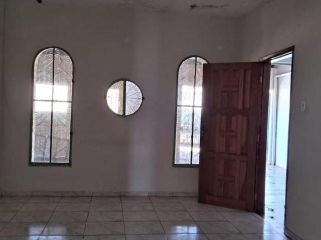 Casa com 3 dormitórios à venda, 186 m² Vila Lemos Campinas/SP