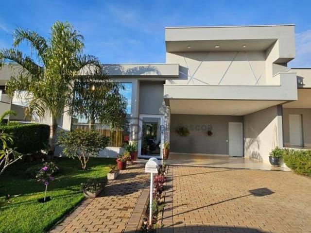 Casa com 3 dormitórios à venda, 187 m² por R$ 1.820.000,00 Jardim Residencial Dona Lucilla Indai