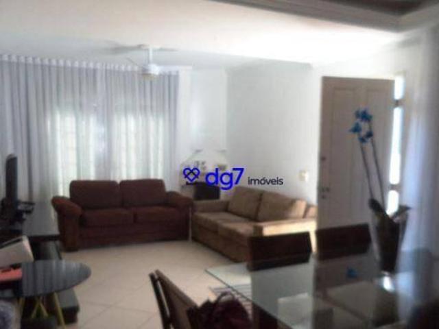 Casa com 3 dormitórios à venda, 187 m² por R$ 800.000,00 Parque Ipê São Paulo/SP