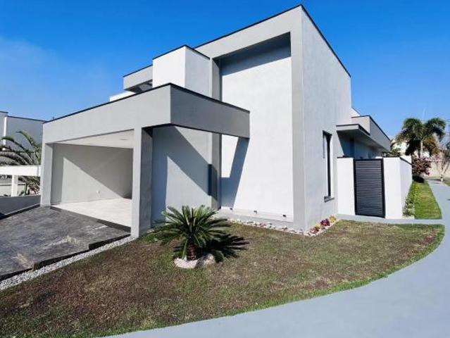 Casa com 3 dormitórios à venda, 187m por R$1.450.000,00 Condomínio Le France