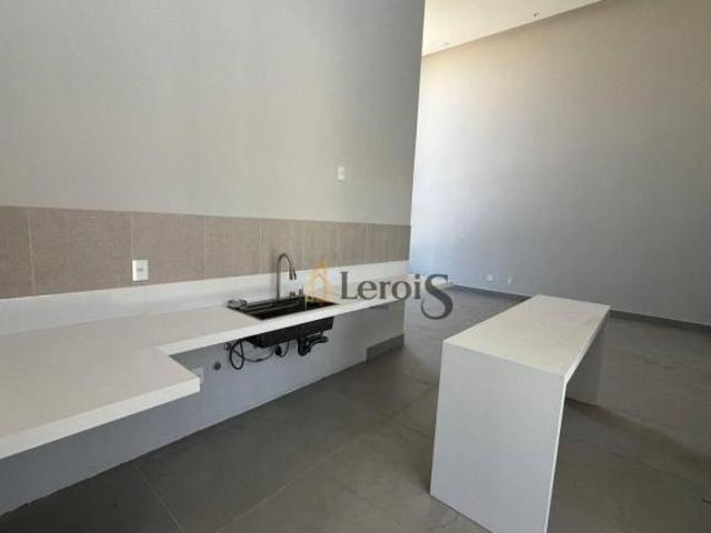 Casa com 3 dormitórios à venda, 189 m² por R$ 1.980.000,00 Condomínio Dona Maria Cândida Indaiat