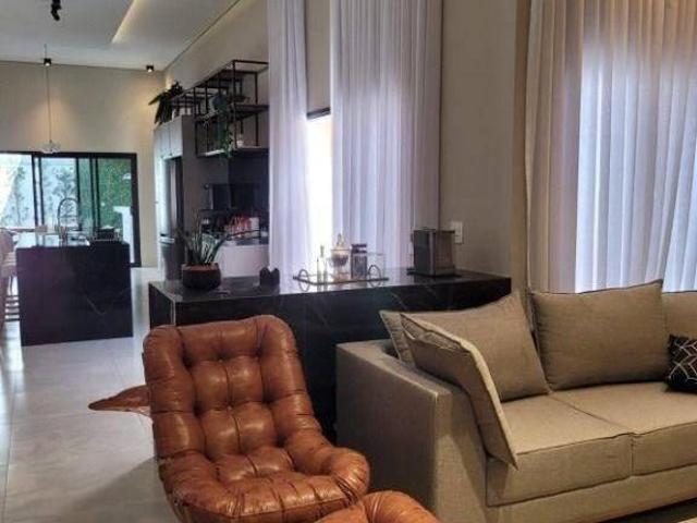Casa com 3 dormitórios à venda, 180 m² por R$ 1.400.000,00 Roncáglia Valinhos/SP