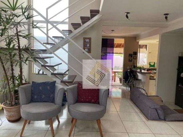 Casa com 3 dormitórios à venda, 180 m² por R$ 1.490.000,00 Condomínio Residencial Espaço e Verde I