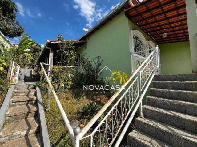 Casa com 3 dormitórios à venda, 180 m² por R$ 1.175.000,00 Céu Azul Belo Horizonte/MG