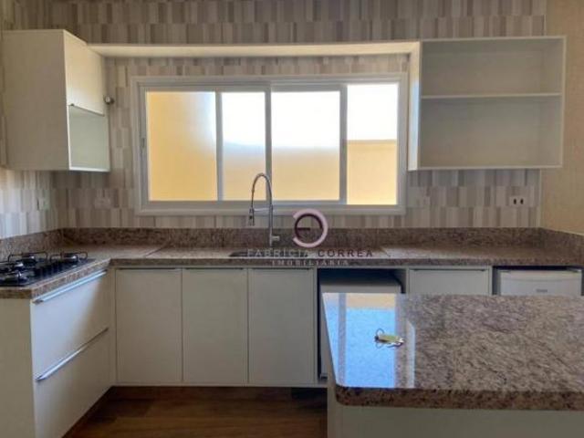 Casa com 3 dormitórios à venda, 180 m² por R$ 1.220.000,00 Condomínio Ouro Ville Taubaté/SP