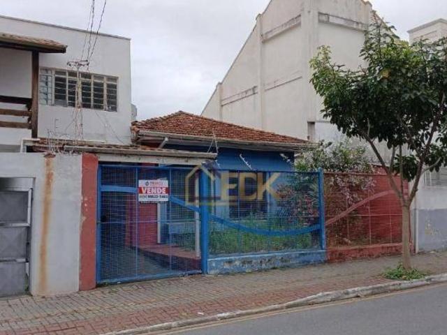 Casa com 3 dormitórios à venda, 180 m² por R$ 1.300.000,00 Centro Taubaté/SP