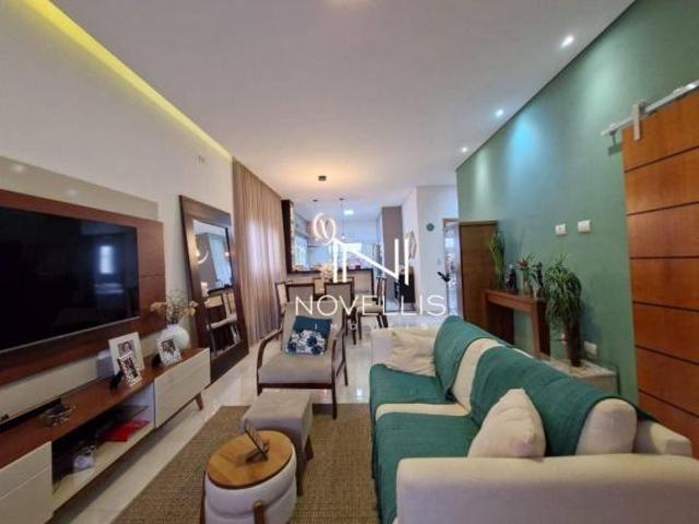 Casa com 3 dormitórios à venda, 180 m² por R$ 1.325.000 Parque Califórnia Jacareí/SP