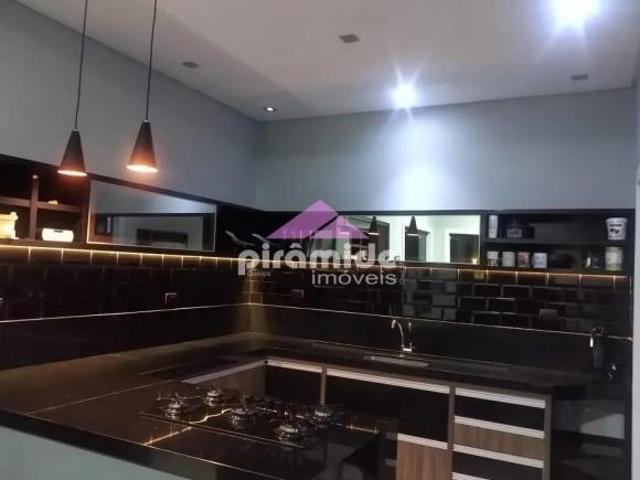 Casa com 3 dormitórios à venda, 180 m² por R$ 640.000,00 Jardim Santa Júlia São José dos Campos/