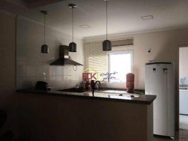 Casa com 3 dormitórios à venda, 180 m² por R$ 745.000,00 Condomínio Village do Sol Pindamonhanga