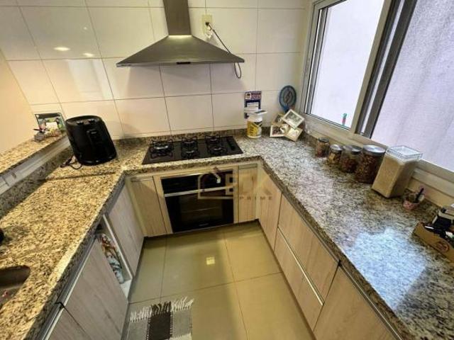 Casa com 3 dormitórios à venda, 180 m² por R$ 745.000,00 Condomínio Village do Sol Pindamonhanga