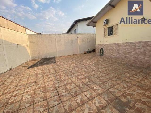 Casa com 3 dormitórios à venda, 180 m² por R$ 740.000,00 Parque São Quirino Campinas/SP