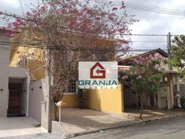 Casa com 3 dormitórios à venda, 180 m² por R$ 850.000,00 Vila D&apos Este Cotia/SP
