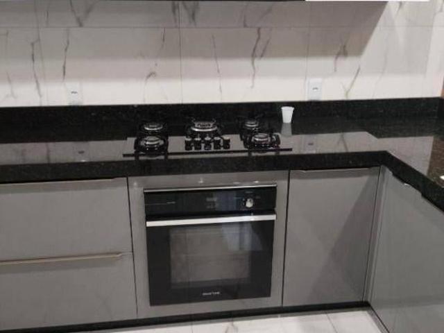Casa com 3 dormitórios à venda, 180 m² por R$ 910.000 Villa Branca Jacareí/SP