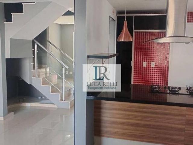 Casa com 3 dormitórios à venda, 180 m² Tamboré Santana de Parnaíba/SP