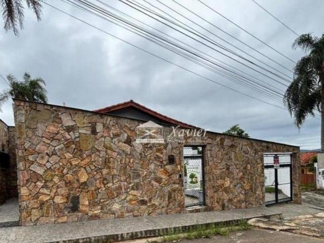 Casa com 3 dormitórios à venda, 1815 m² de terreno por R$ 1.100.000 Mariapolis Ginetta Vargem Gr