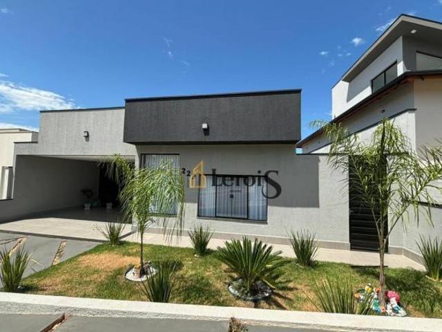 Casa com 3 dormitórios à venda, 183 m² por R$ 1.399.900,00 Condomínio Lagos D&apos Icaraí Salto/SP