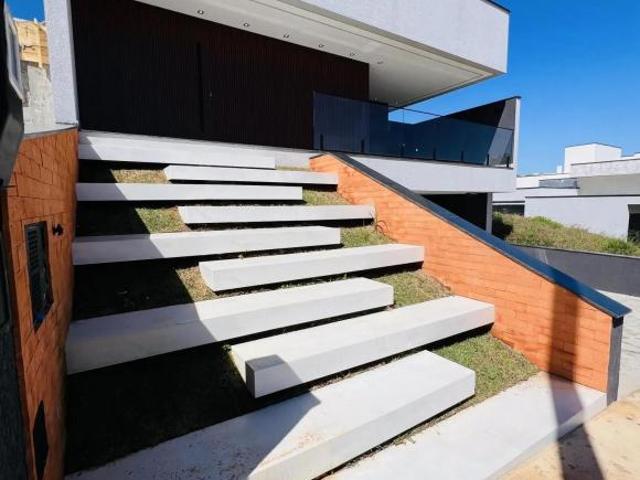Casa com 3 dormitórios à venda, 195 m² por R$ 1.300.000 Condomínio Sunlake Res