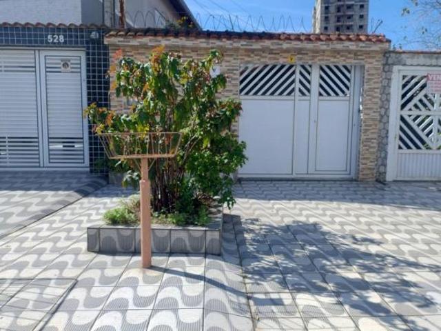 Casa com 3 dormitórios à venda, 195 m² por R$ 650.000,00 Aviação Praia Grande/SP