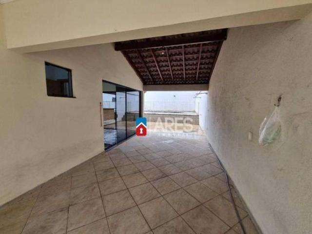 Casa com 3 dormitórios à venda, 195 m² por R$ 899.000,00 Jardim Cândido Bertini Santa Bárbara D&apos
