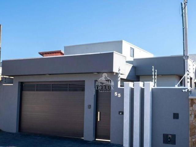 Casa com 3 dormitórios à venda, 195 m² por R$ 990.000,00 Vila Resende Caçapava/SP