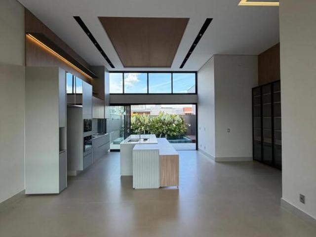 Casa com 3 dormitórios à venda, 195,09m² por R$ 2.100.000,00 Condomínio Dona M