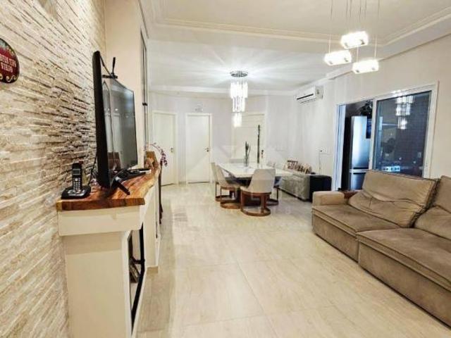Casa com 3 dormitórios à venda, 198 m² por R$ 1.500.000,00 Condomínio Residencial Dom Laurindo F