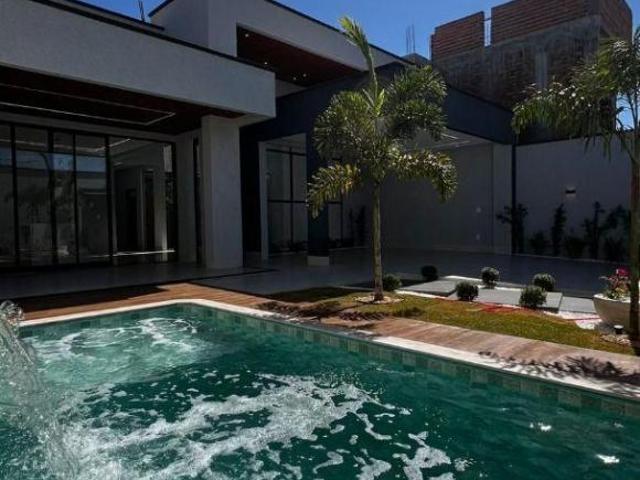Casa com 3 dormitórios à venda, 198 m² por R$ 1.350.000,00 Parque das Flores Goiânia/GO