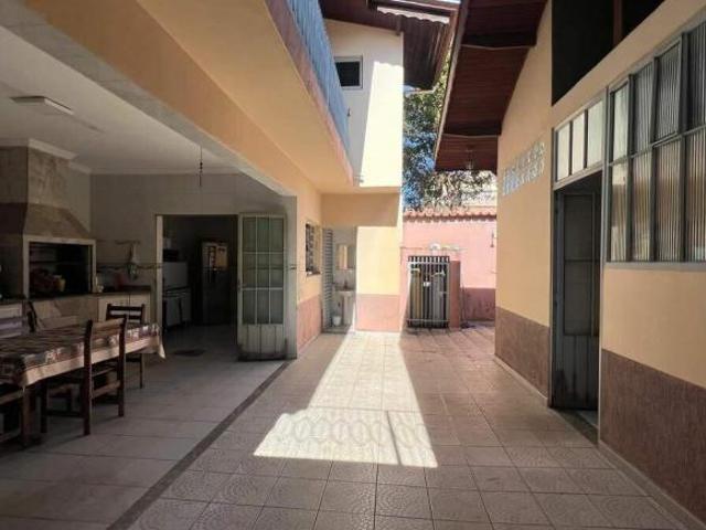 Casa com 3 dormitórios à venda, 198 m² por R$ 639.000,00 Vila Santa Terezinha Várzea Paulista/SP